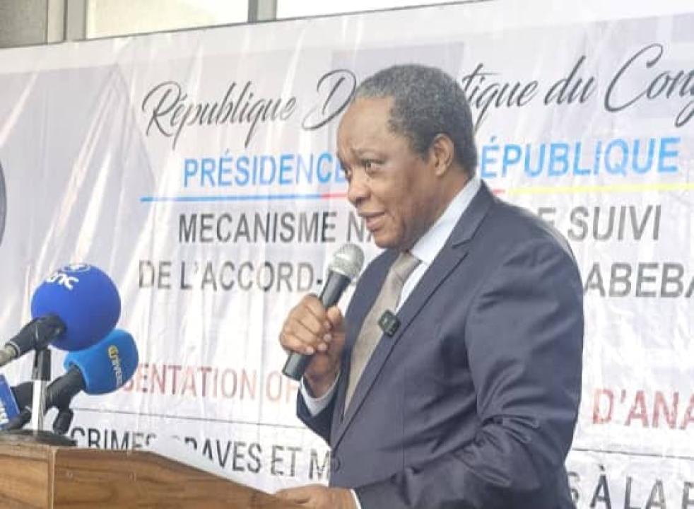 RDC : Le professeur Ntumba Luaba dévoile l'ouvrage intitulé «Les crimes ...